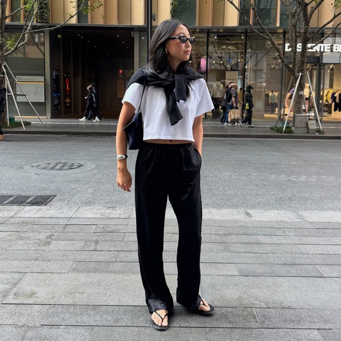 The Right Cropped T-Shirt Makes Every Outfit Look Better—Here Are Our Favorites The Right Cropped T-Shirt Makes Every Outfit Look Better—Here Are Our Favorites