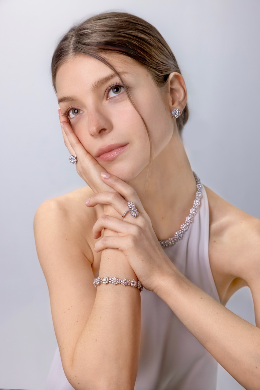 How To Style Harry Winston Jewelry For Evening