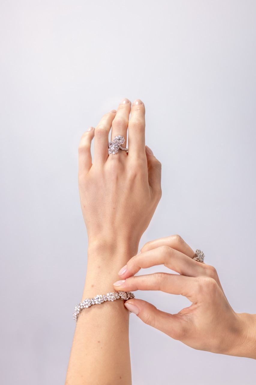 How To Style Harry Winston Jewelry For Evening