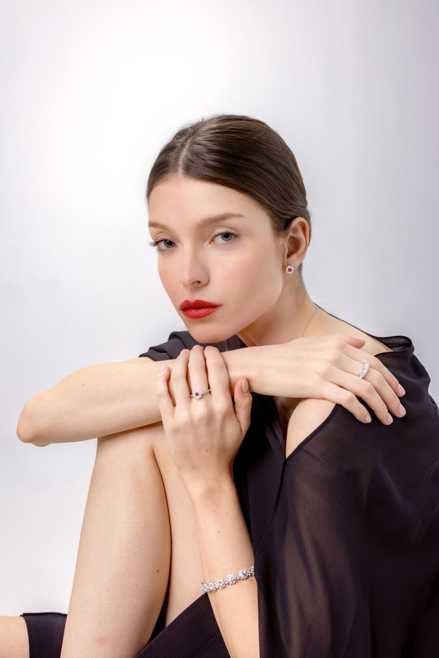 How To Style Harry Winston Jewelry For Evening