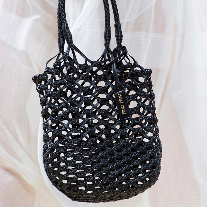 The Market Tote Is the It-Bag of the Season—These Are the Ones Our Editors Carry