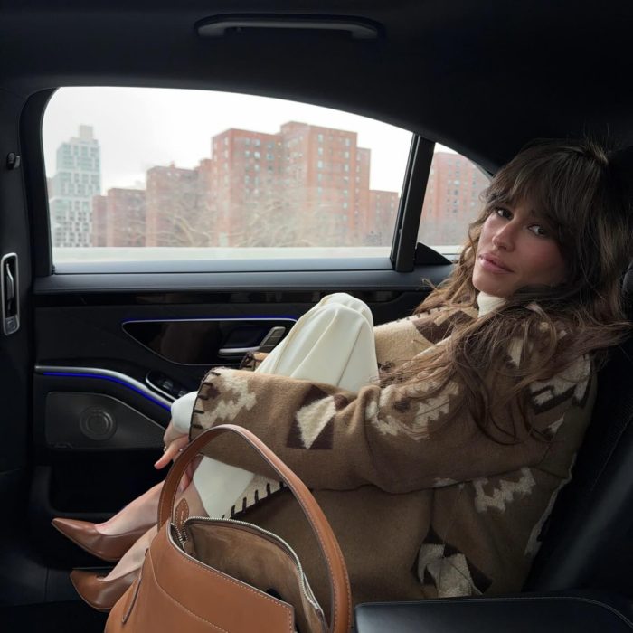 The Fashion-Editor Guide to Dressing for Dinner Straight Off the Plane