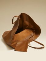 1 Double Up Sweaters_0012_6c THE LARGE CIRCLE TOTE in Caramel Leather