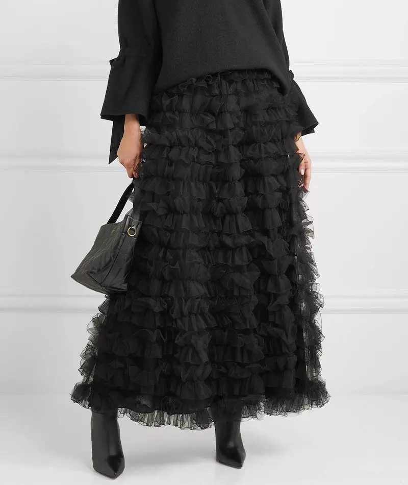 Holiday Dressing_0000s_0009_2e VALENTINO Tiered ruffled chiffon maxi skirt