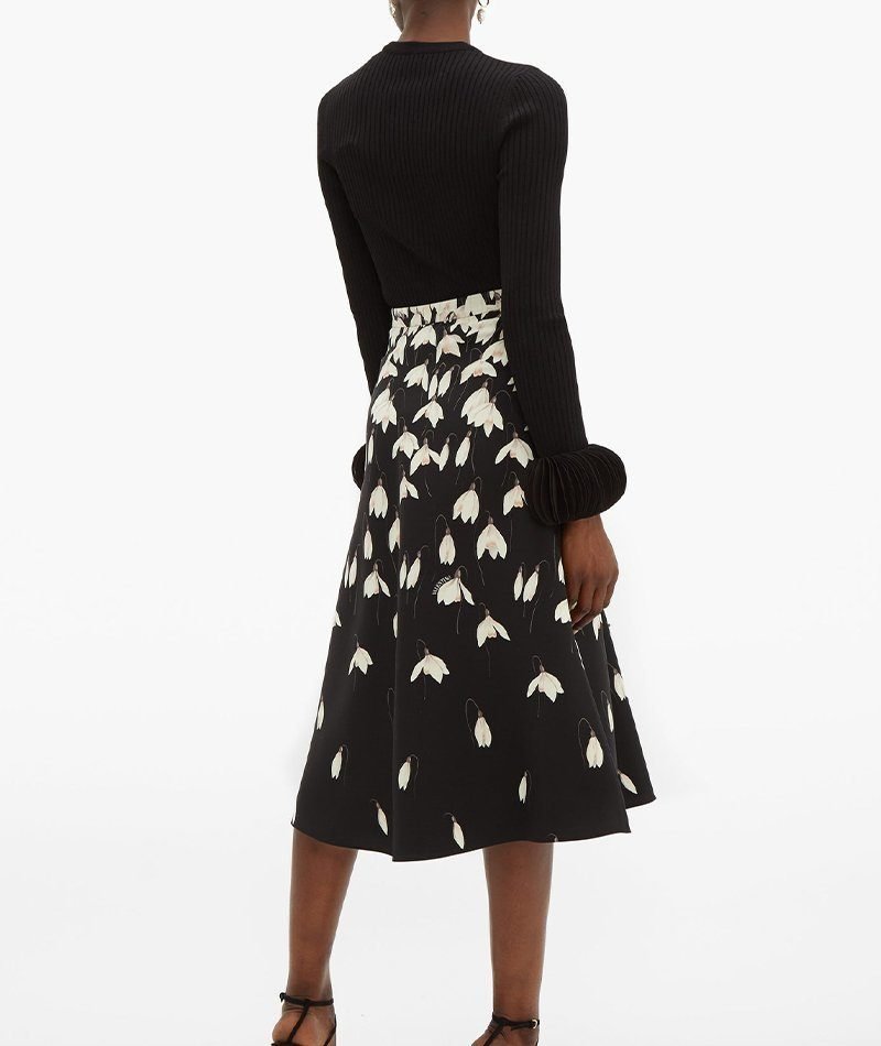 Holiday Dressing_0000s_0014_1e VALENTINO Chiffon-trimmed ribbed-knit sweater