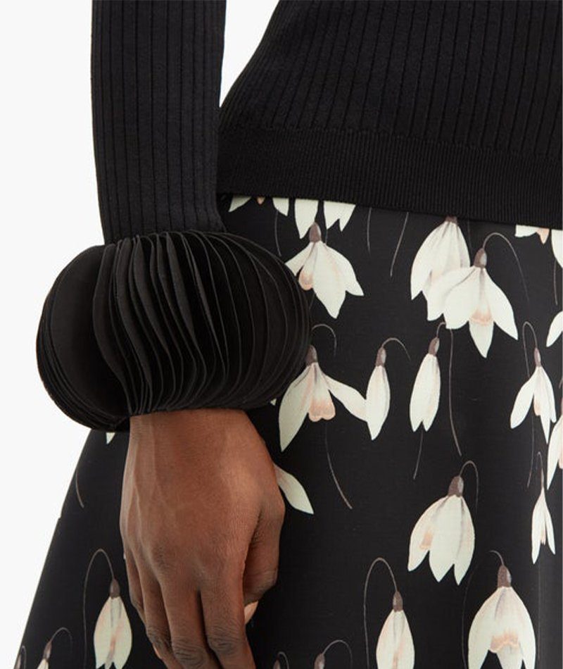Holiday Dressing_0000s_0016_1c VALENTINO Chiffon-trimmed ribbed-knit sweater