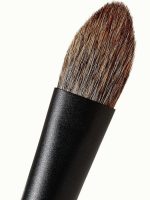 Makeup Bag_0005_11 SURRATT BEAUTY Classique Shadow Brush Grande detail shot bristles