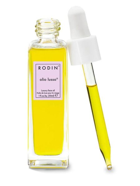 The Correct Order For Your Skincare Routine, According To Professionals